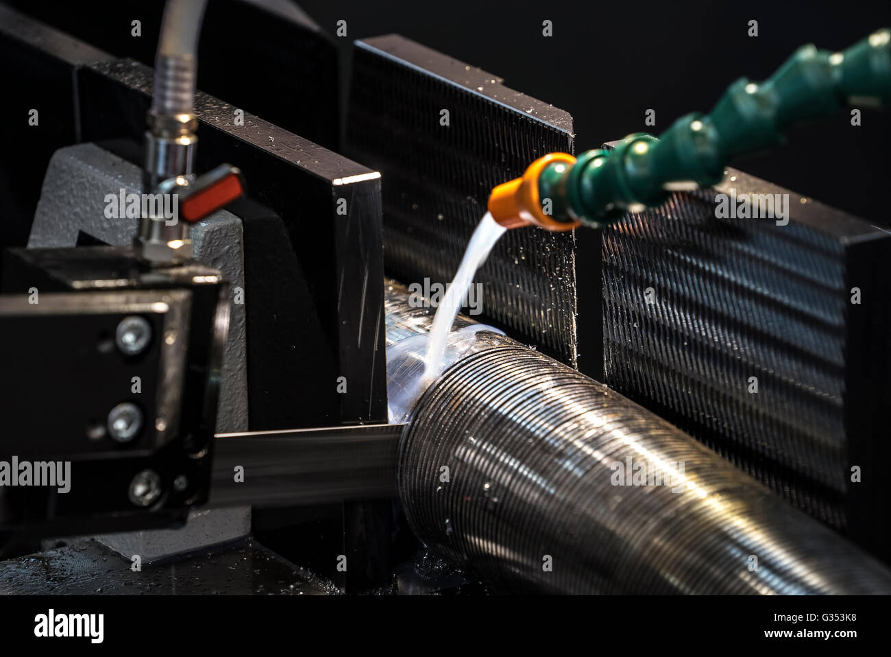 Metal cutting machines hi-res stock photography and images - Alamy