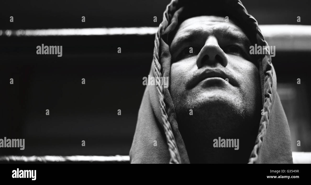 Fighter poses in ring hi-res stock photography and images - Alamy