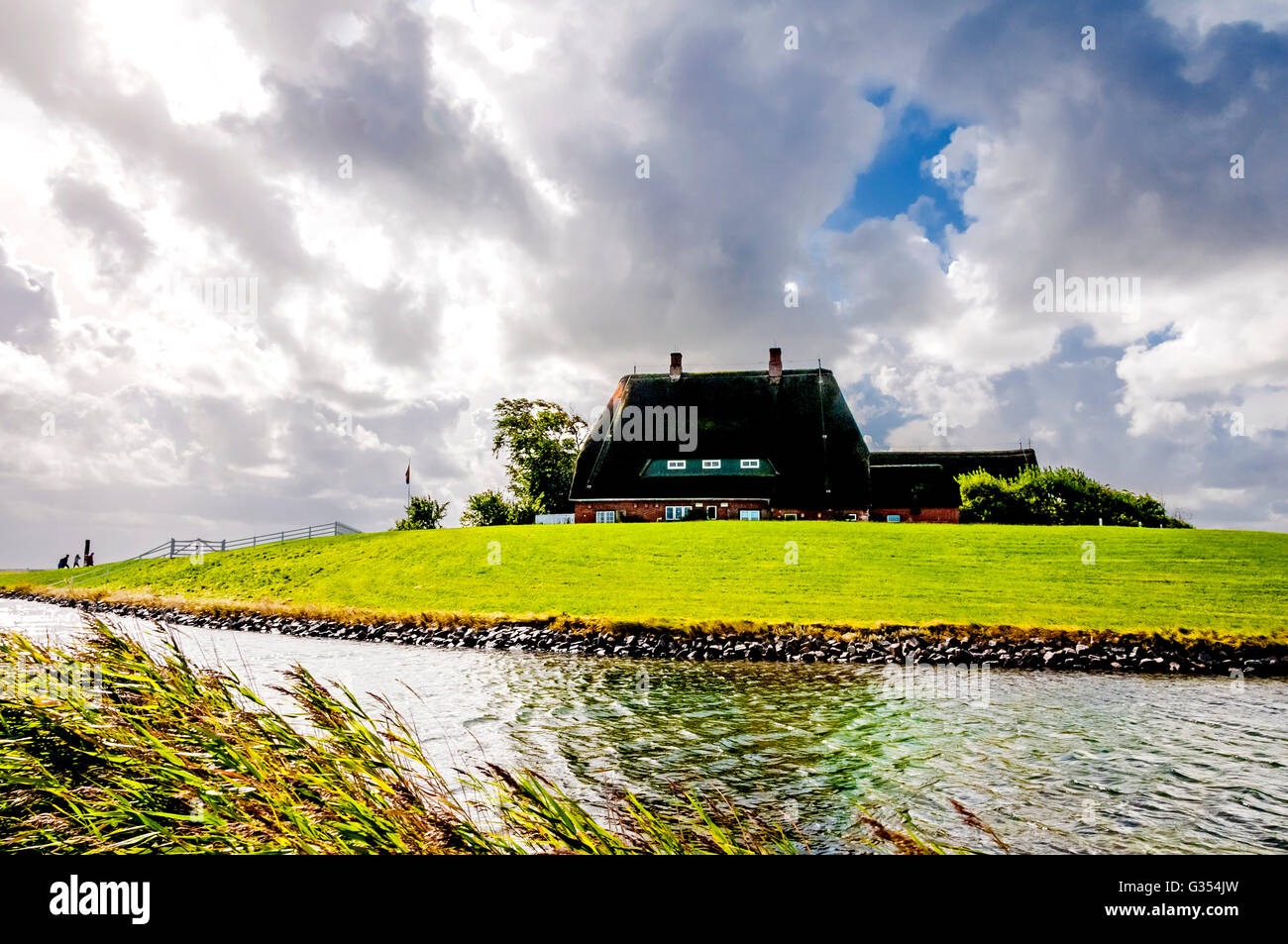 Hallig hi-res stock photography and images - Alamy