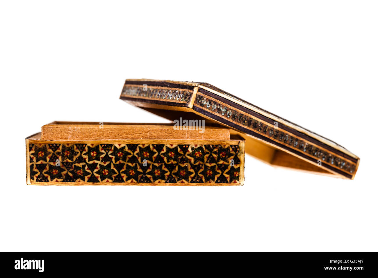 Traditional Turkish pattern on handicraft wooden box Stock Photo - Alamy