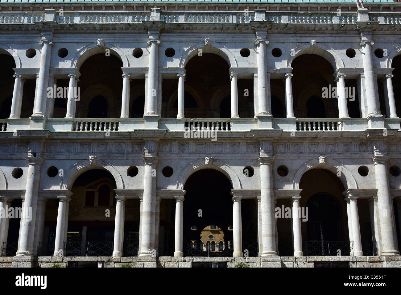 Marble architrave hi-res stock photography and images - Alamy