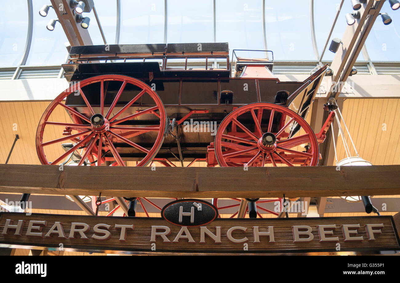 Hearst castle road trip hi-res stock photography and images - Alamy
