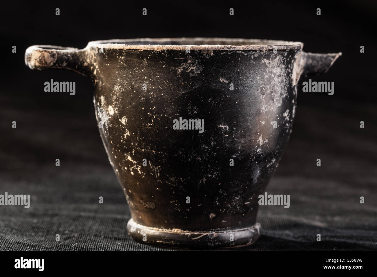 Canosan vase hi-res stock photography and images - Alamy