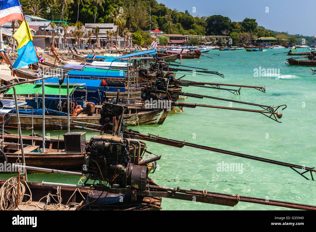 Several row boats hi-res stock photography and images - Alamy