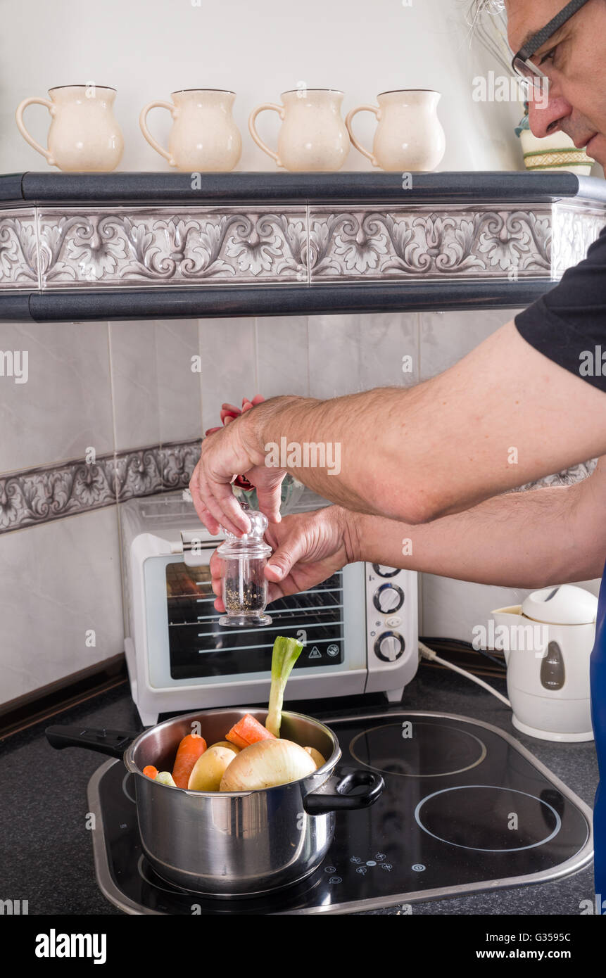 Cooking vegetables in messy hi-res stock photography and images - Alamy