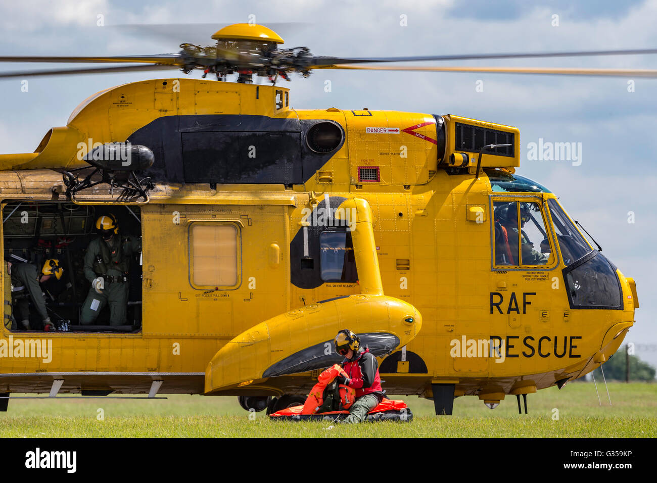 Royal Air Force Westland WS-61 Sea King HAR3 Search and Rescue Helicopter XZ595 of 22 Squadron ...