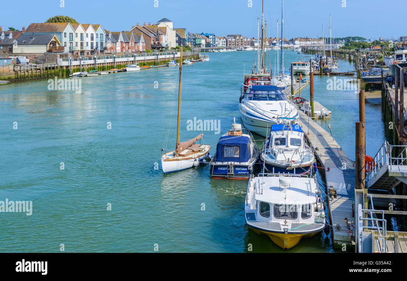 River arun downstream hi-res stock photography and images - Alamy