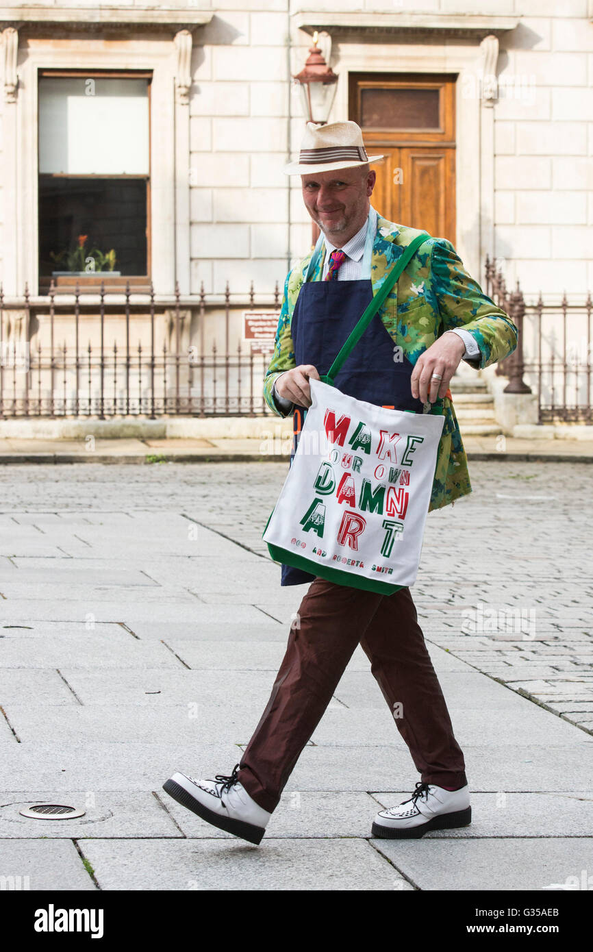 London, UK. 7 June 2016. Pictured: Patrick Brill, aka Bob and Roberta ...