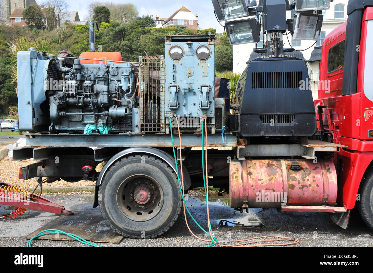 Back side view lorry hi-res stock photography and images - Alamy