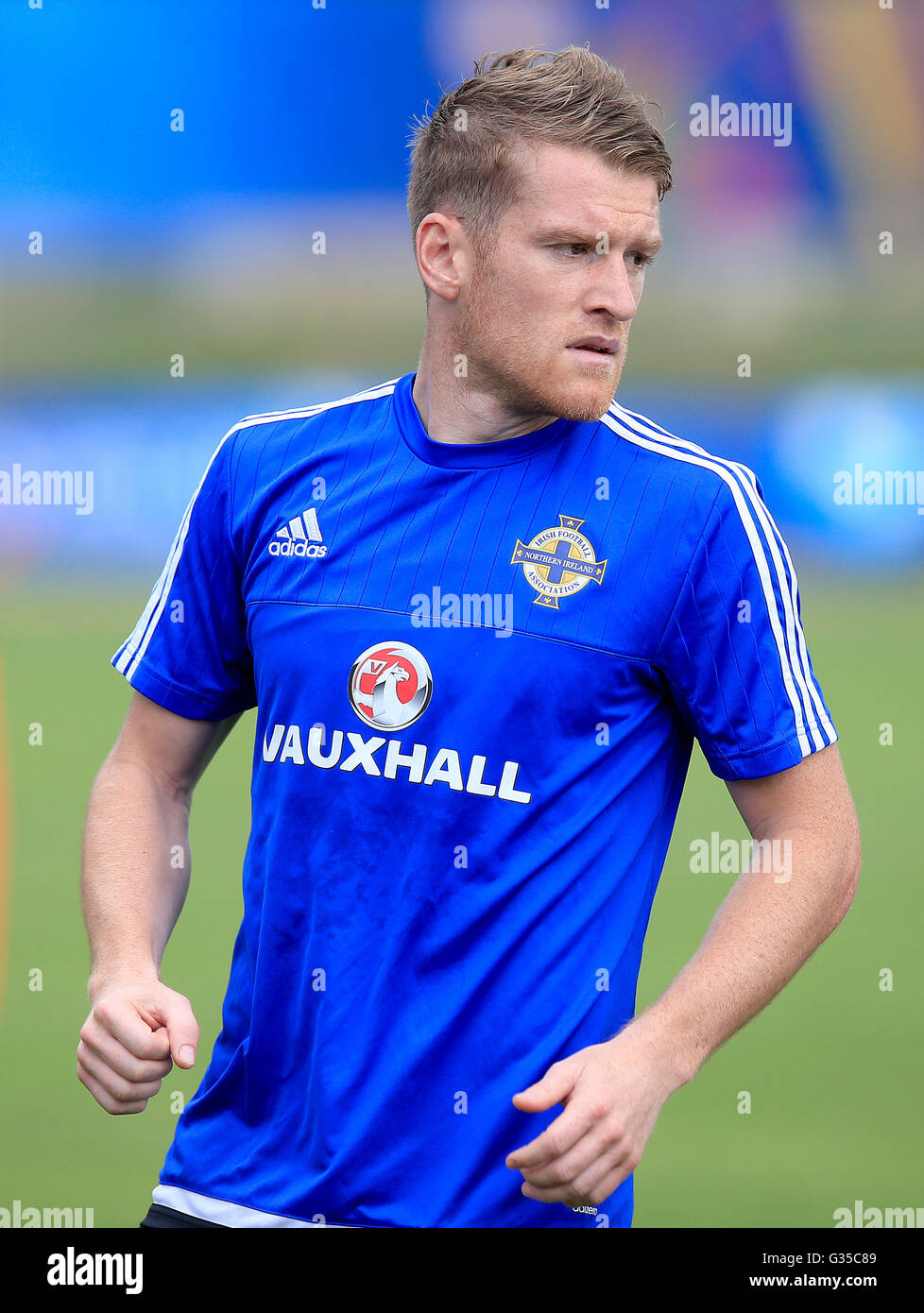 Northern Ireland's Steven Davis during a training session at Parc de ...