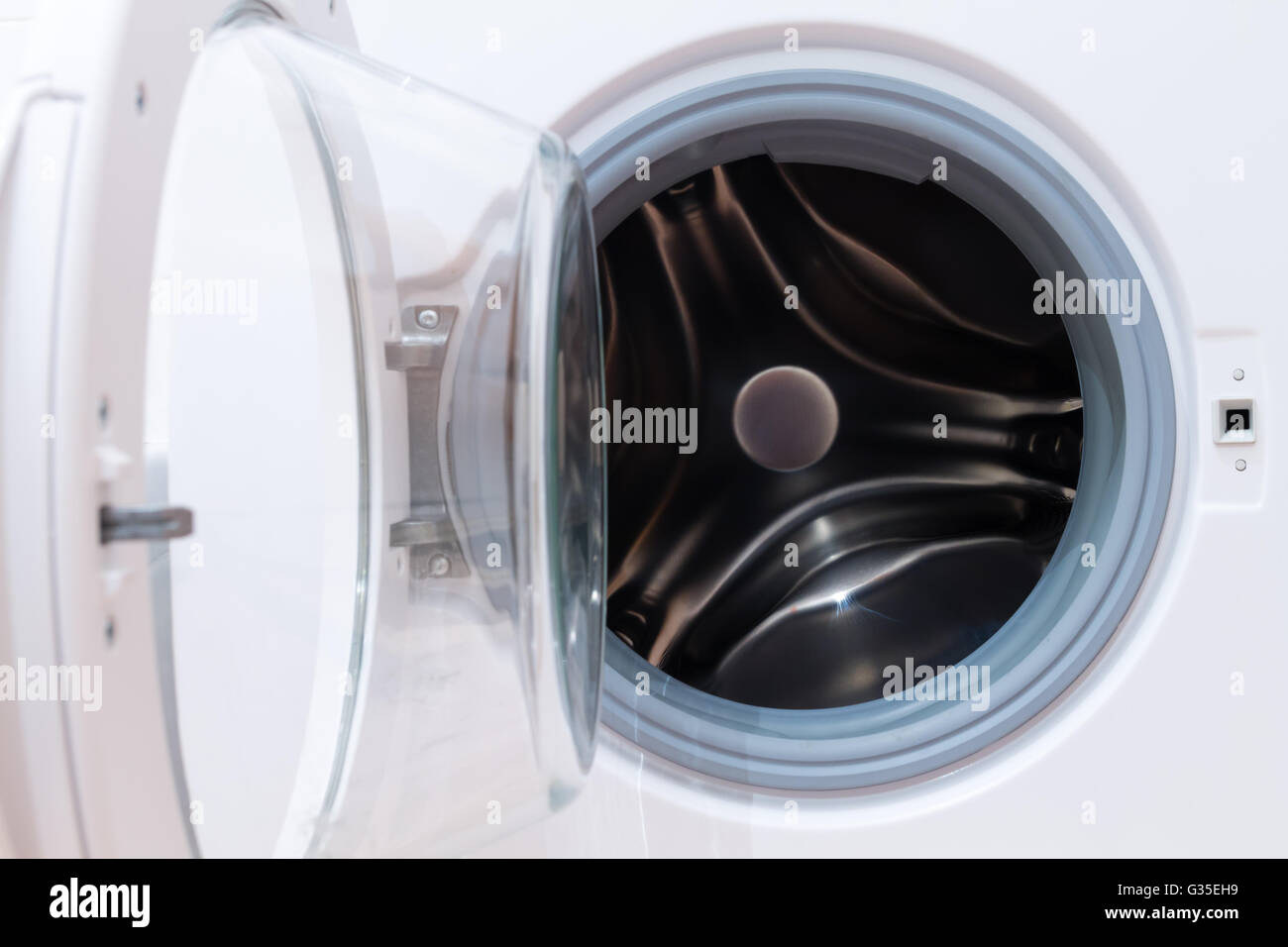 Washing machine isolated door open hi-res stock photography and images ...