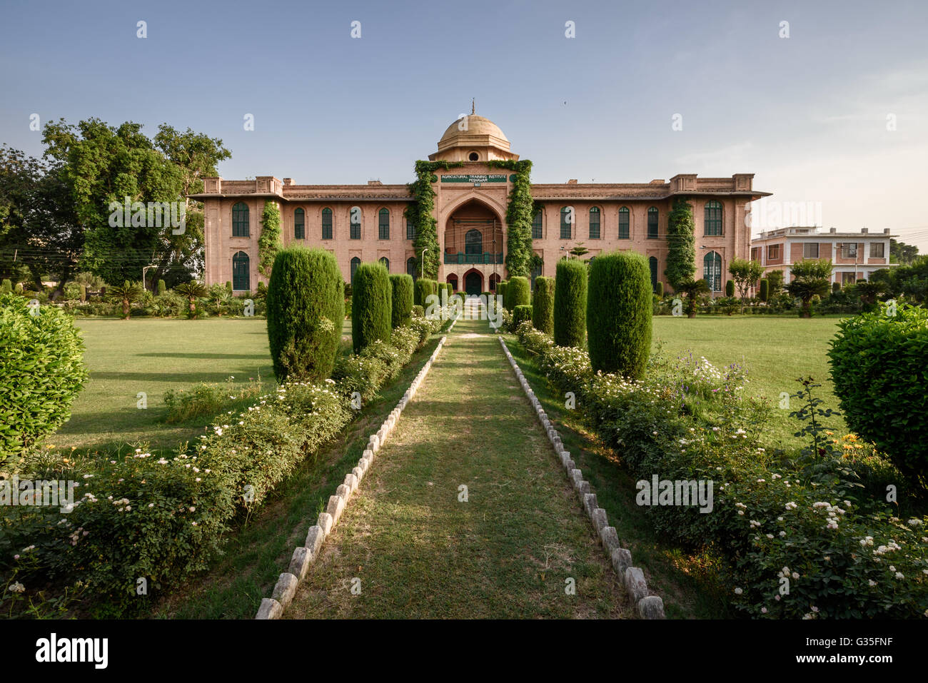 An old and beautiful architecture in Peshawar Stock Photo - Alamy