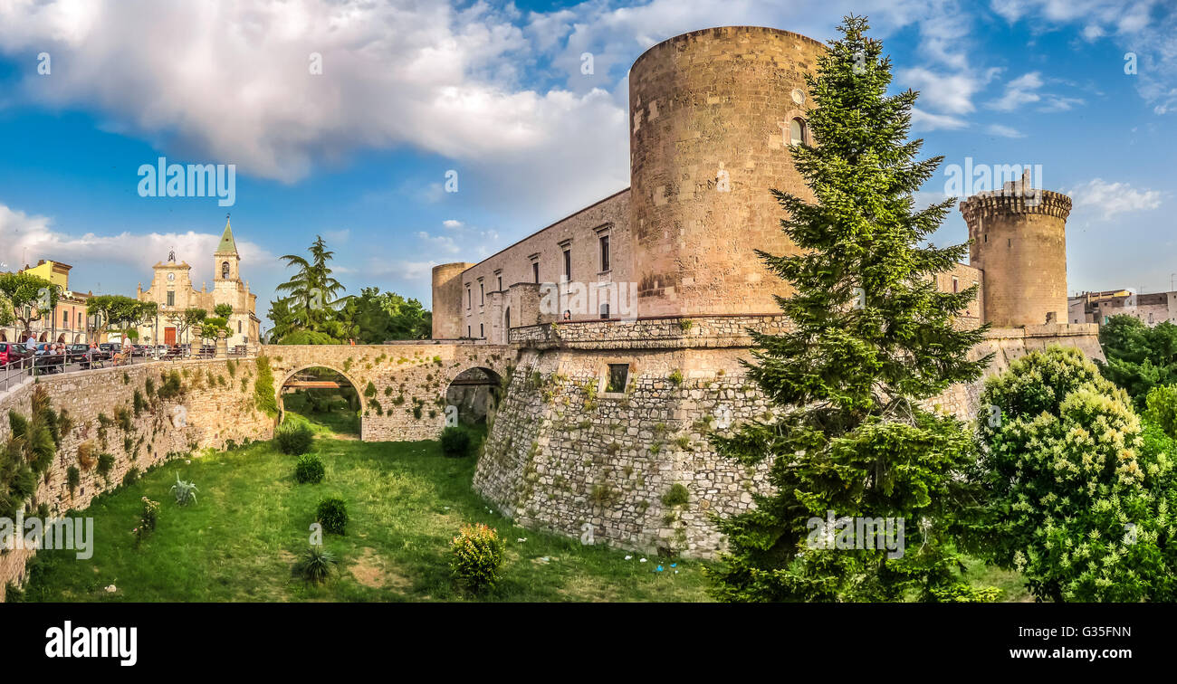 Historic town of Venosa with famous Aragonese Castle (Castello ...