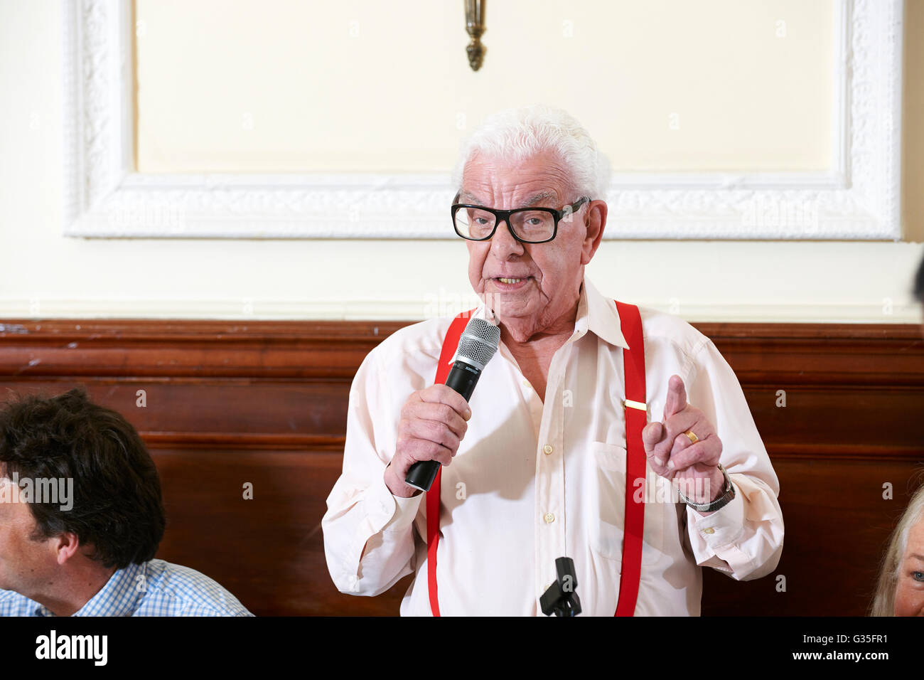 Barry Cryer at the Oldie Literary Lunch 07-06-16 Stock Photo - Alamy