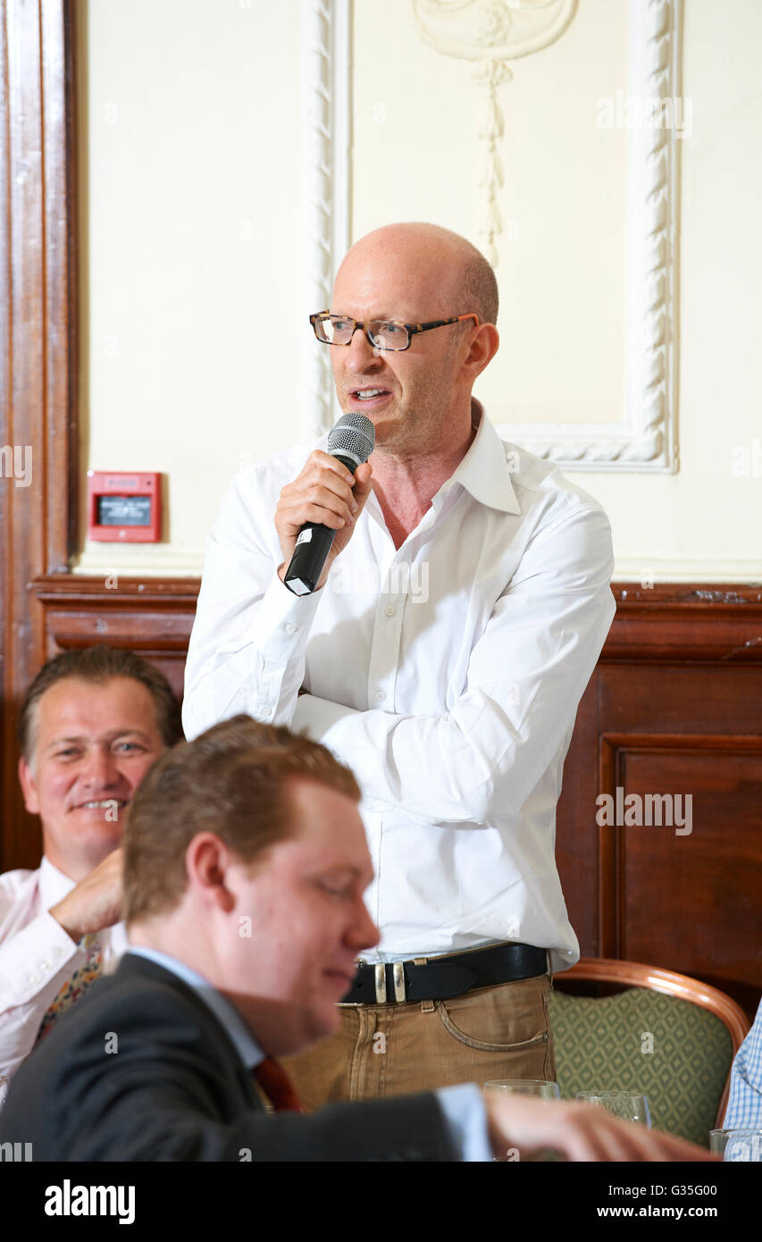 Simon Sebag Montefiore at the Oldie Literary Lunch 07-06-16 Stock Photo ...