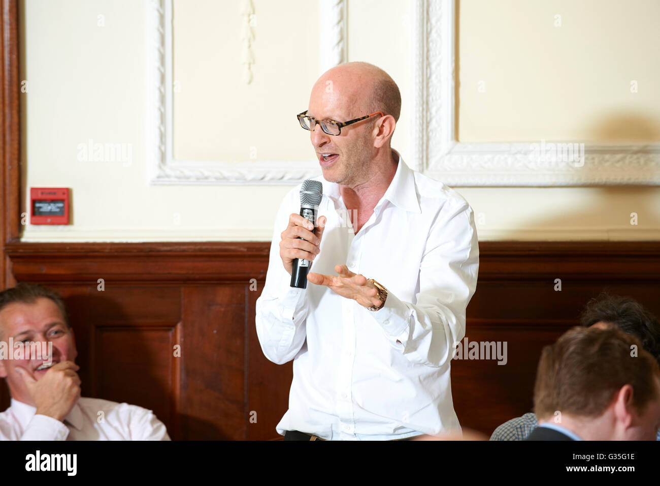 Simon Sebag Montefiore at the Oldie Literary Lunch 07-06-16 Stock Photo ...