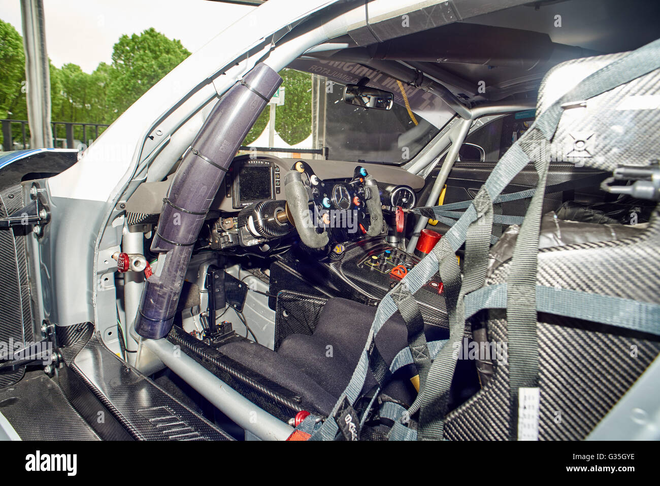 Cockpit mercedes amg gt3 hi-res stock photography and images - Alamy