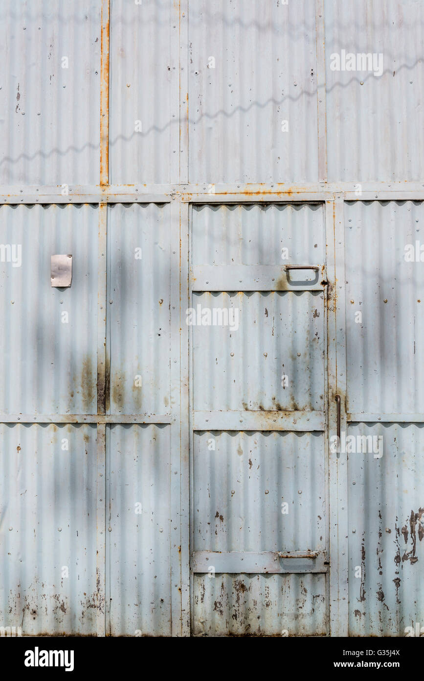 Warehouse door hi-res stock photography and images - Alamy