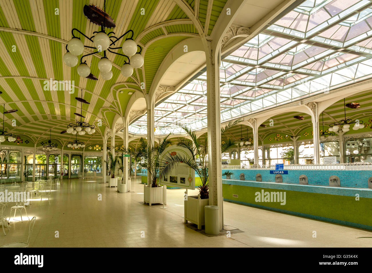 Source Sources High Resolution Stock Photography and Images - Alamy