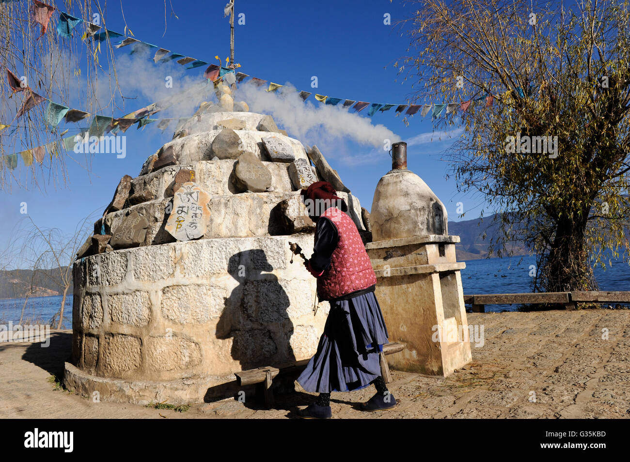 CHINA Yunnan, Lugu Lake , ethnic minority Mosuo who are buddhist and ...