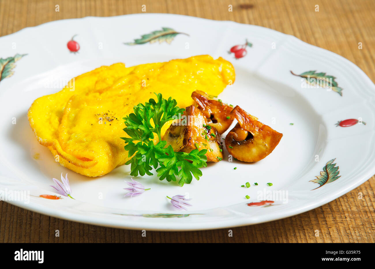 English egg hi-res stock photography and images - Alamy