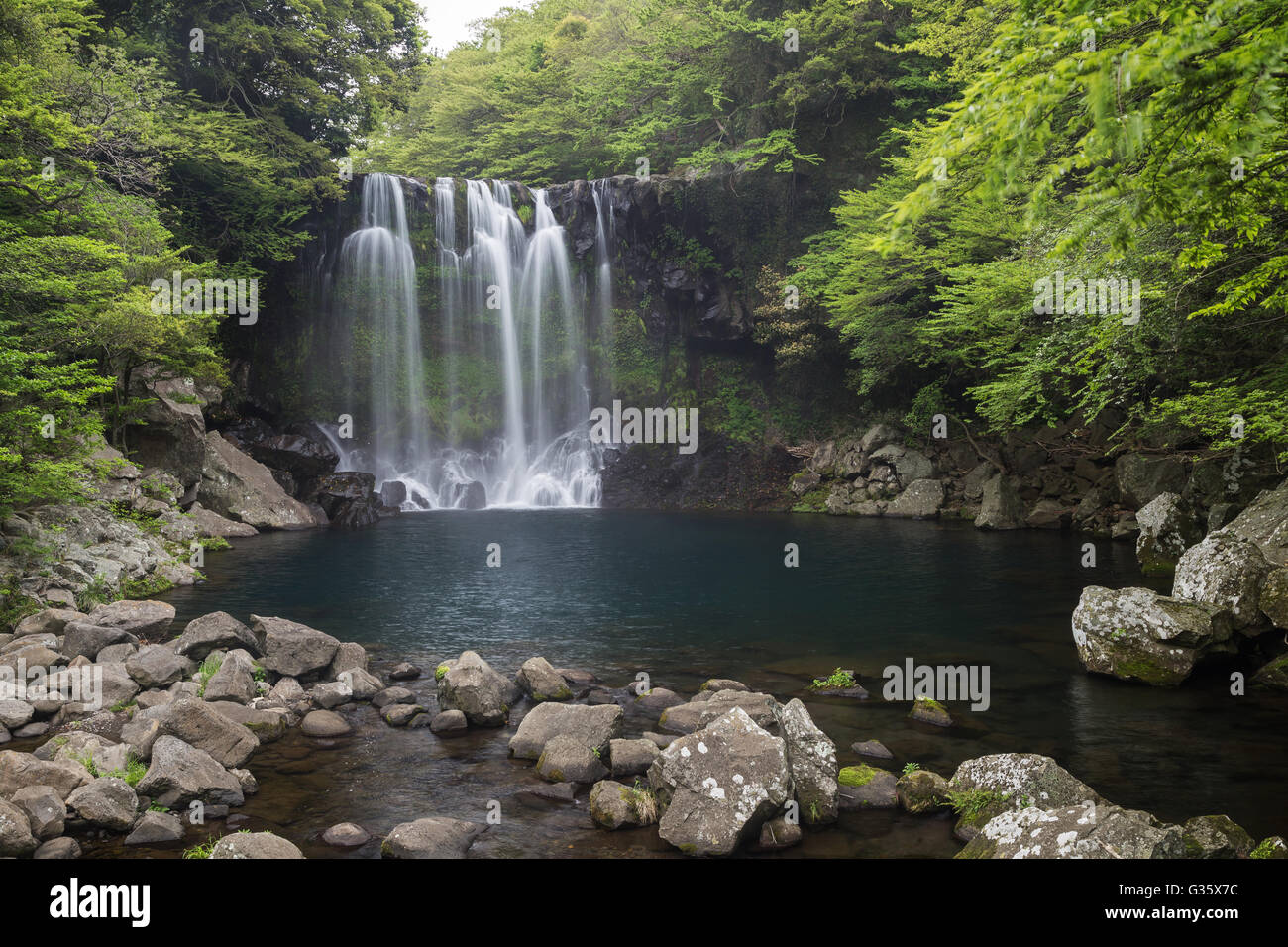 Second tier hi-res stock photography and images - Alamy