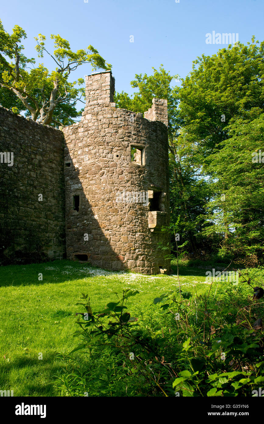 Lochleven castle hi-res stock photography and images - Alamy