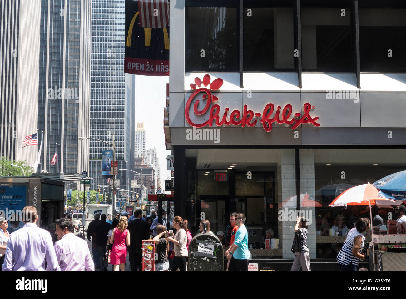Chick fil a exterior hi-res stock photography and images - Alamy