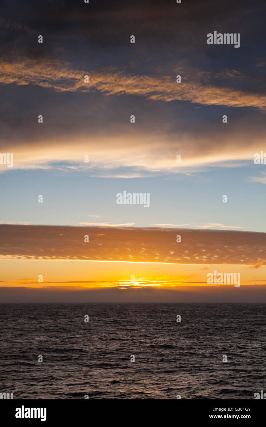 Southern Ocean sunset, en route to Bounty Island Stock Photo - Alamy