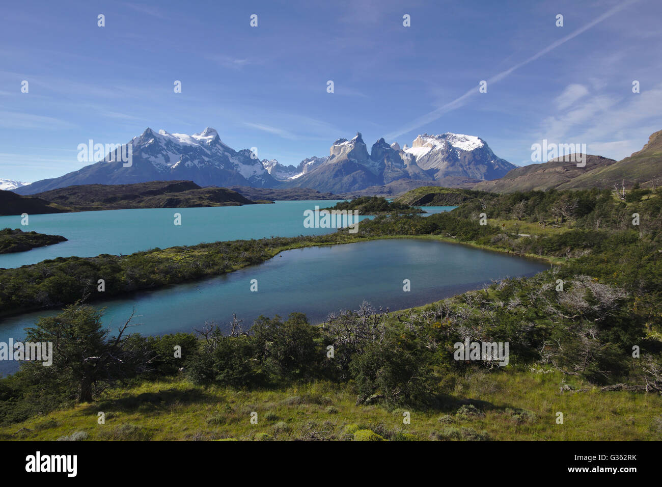 Lake Pehoe near Hotel Explora with Paine Grande and Cuernos del Paine ...