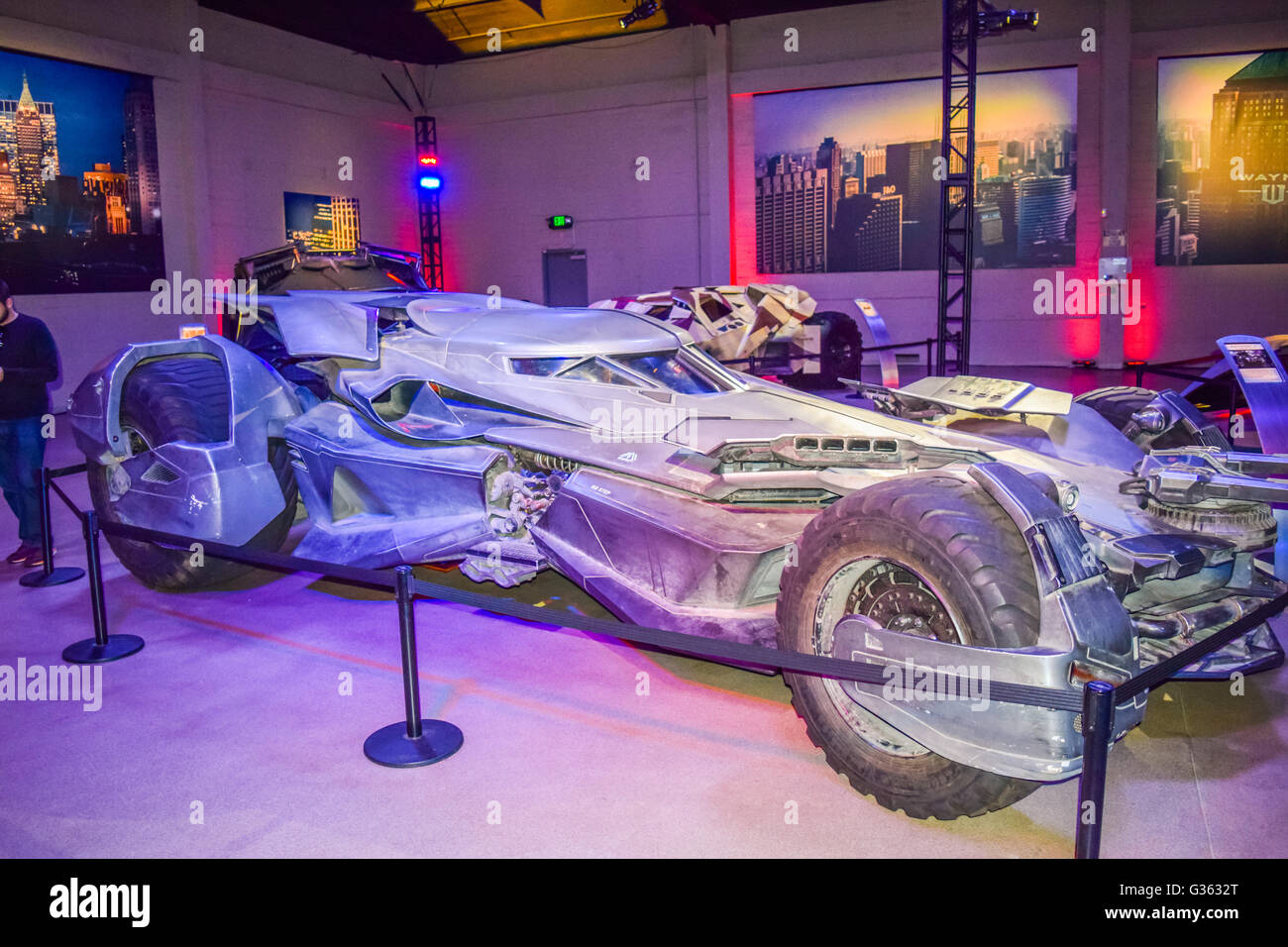 Batman bike, Batman drone, Batman motorcycle, Batman plane, Batman sets ...