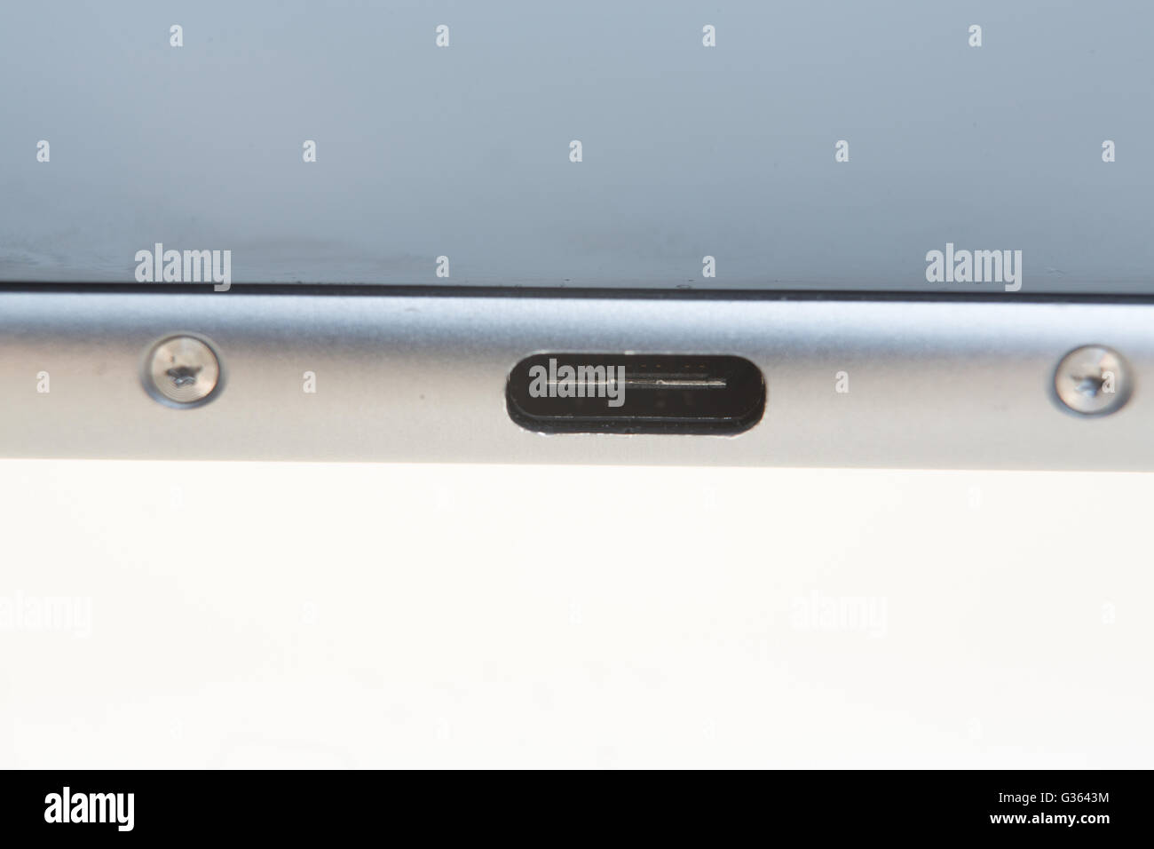 Usb c port hi-res stock photography and images - Alamy