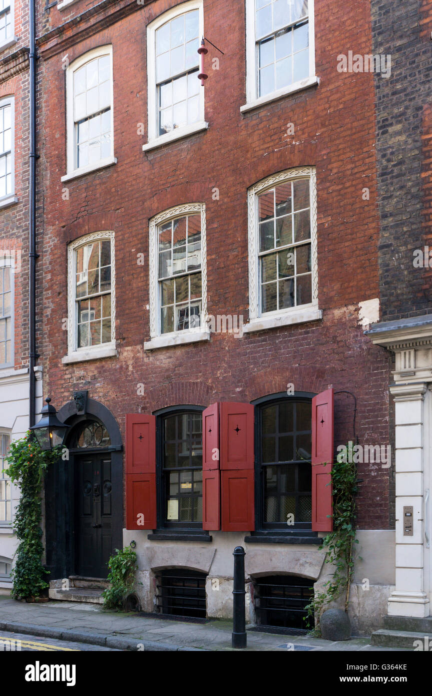 Dennis Severs' House at 18 Folgate Street in Spitalfields, London Stock ...