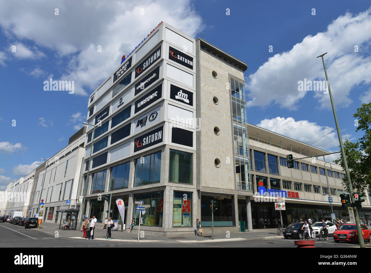 Shopping centre boulevard berlin hi-res stock photography and images ...