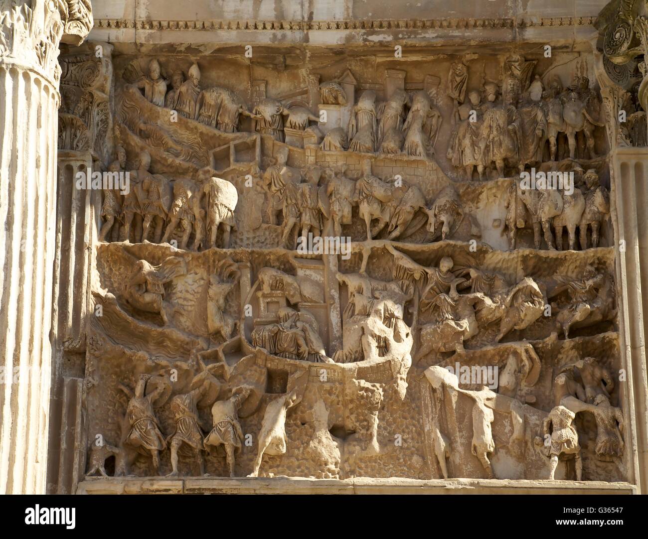 Ancient roman relief hi-res stock photography and images - Alamy