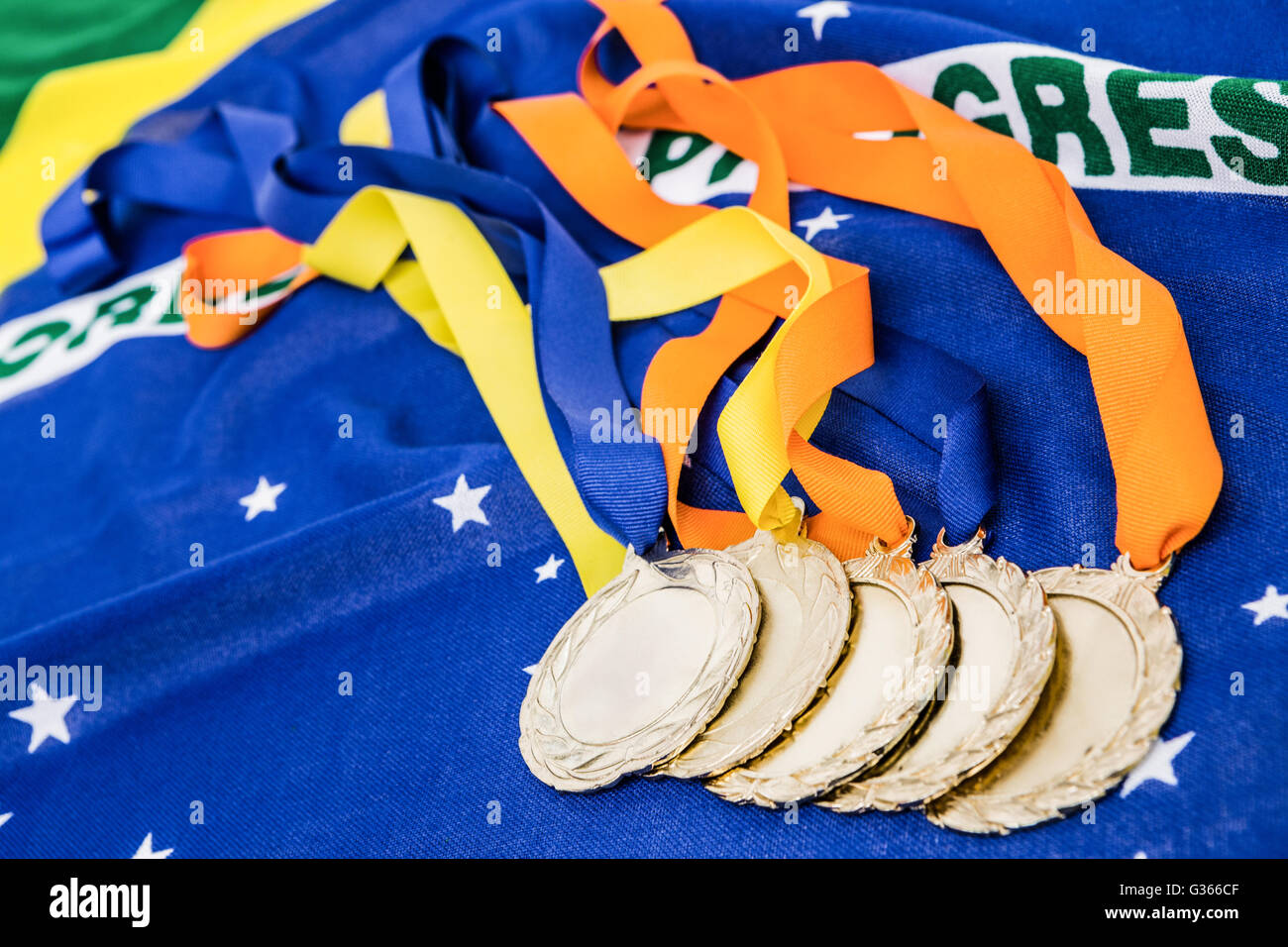 Gold flag hi-res stock photography and images - Alamy