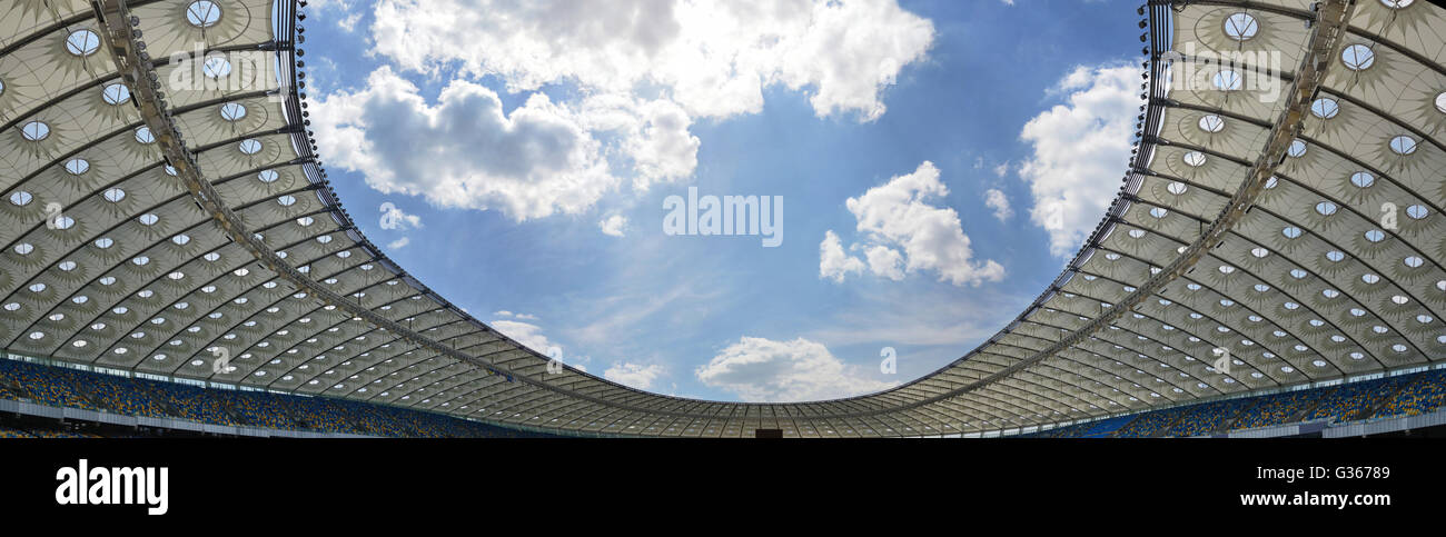 stadium roof structure Stock Photo - Alamy