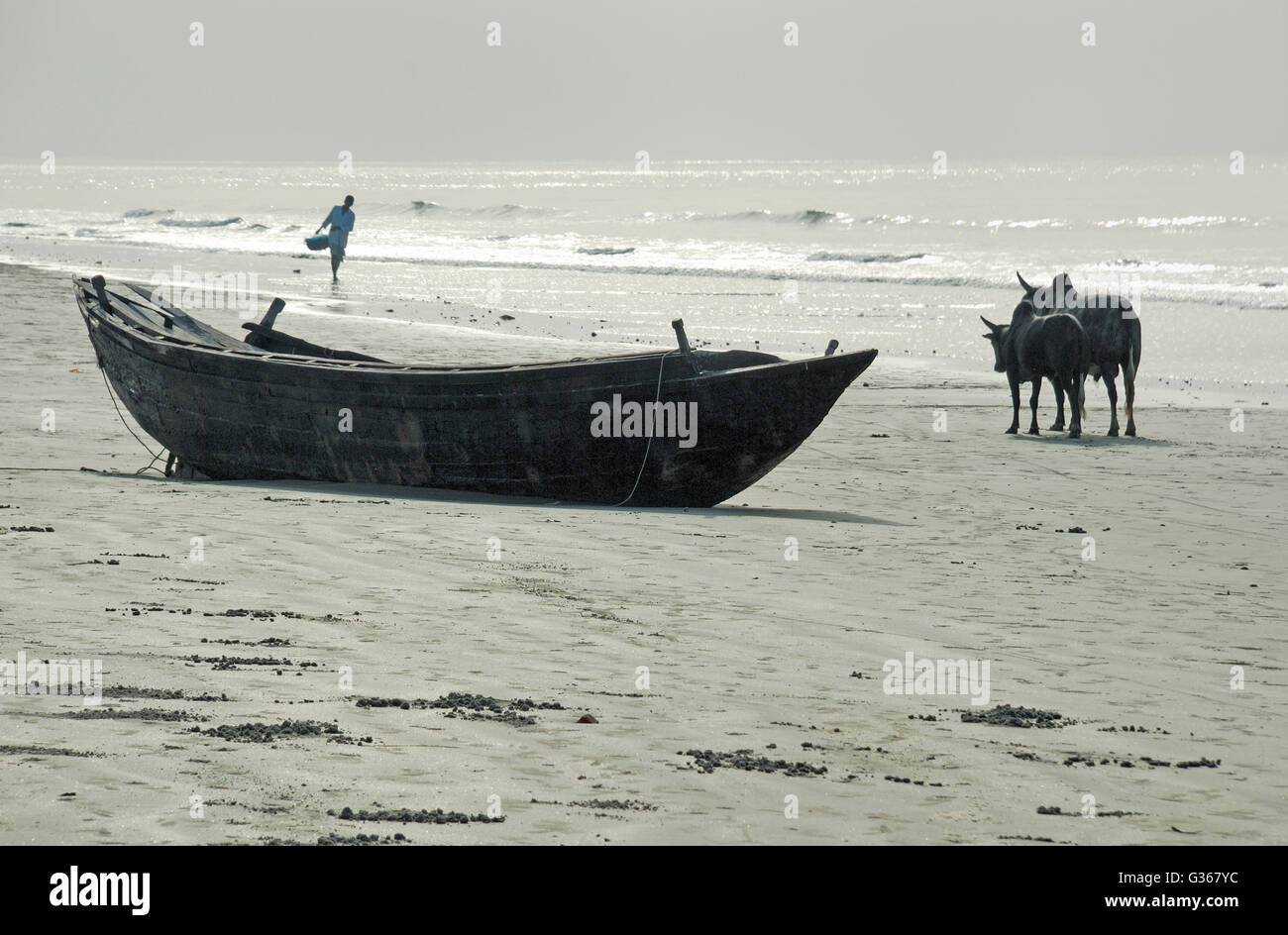 Kolkata sea beach hi-res stock photography and images - Alamy