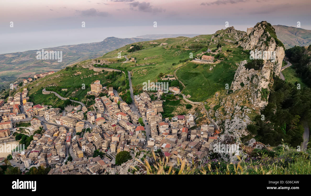Mountain town Caltabellotta, Sicily, Italy in the sunrise Stock Photo ...