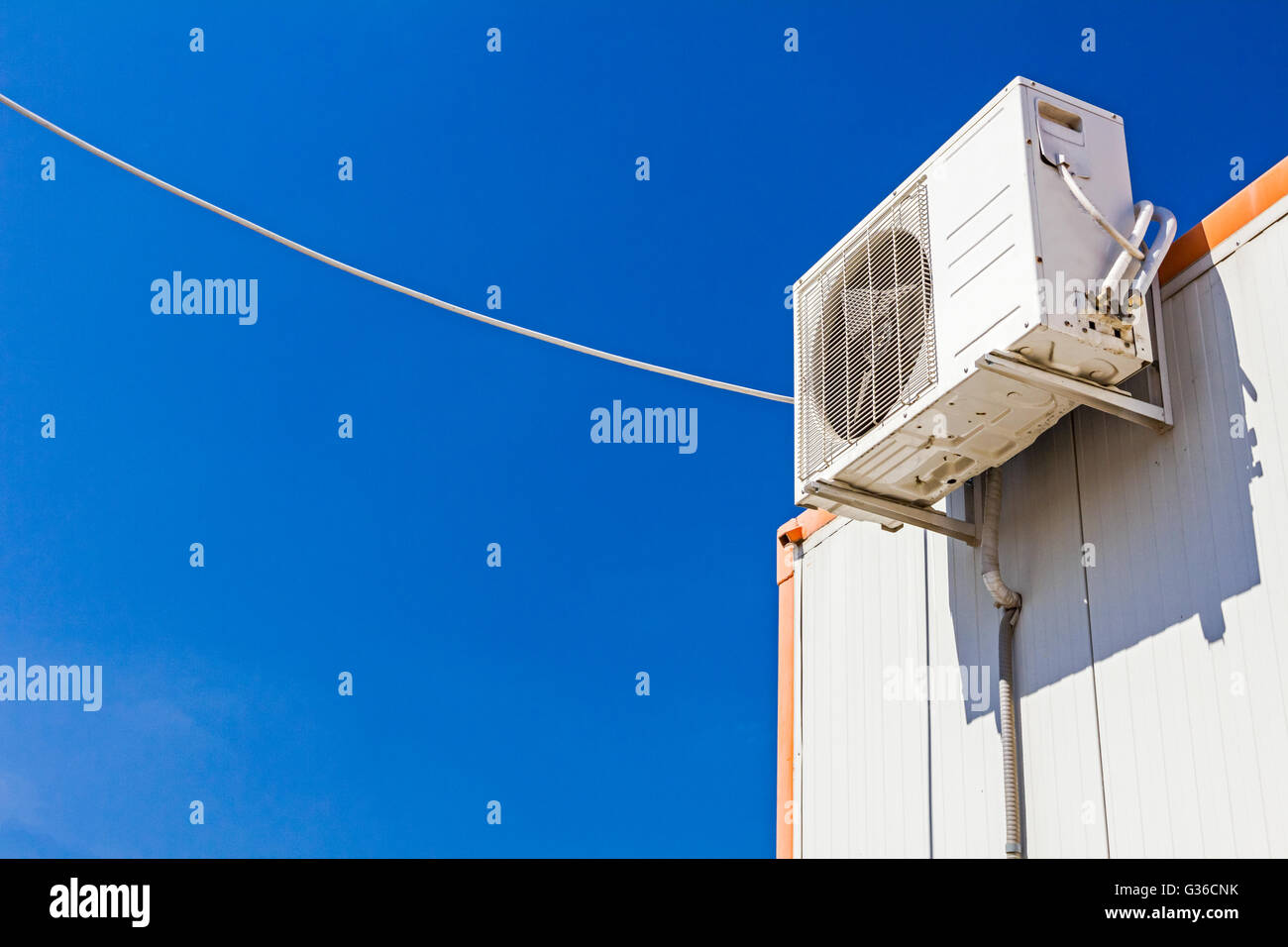 Air compressor box hi-res stock photography and images - Alamy