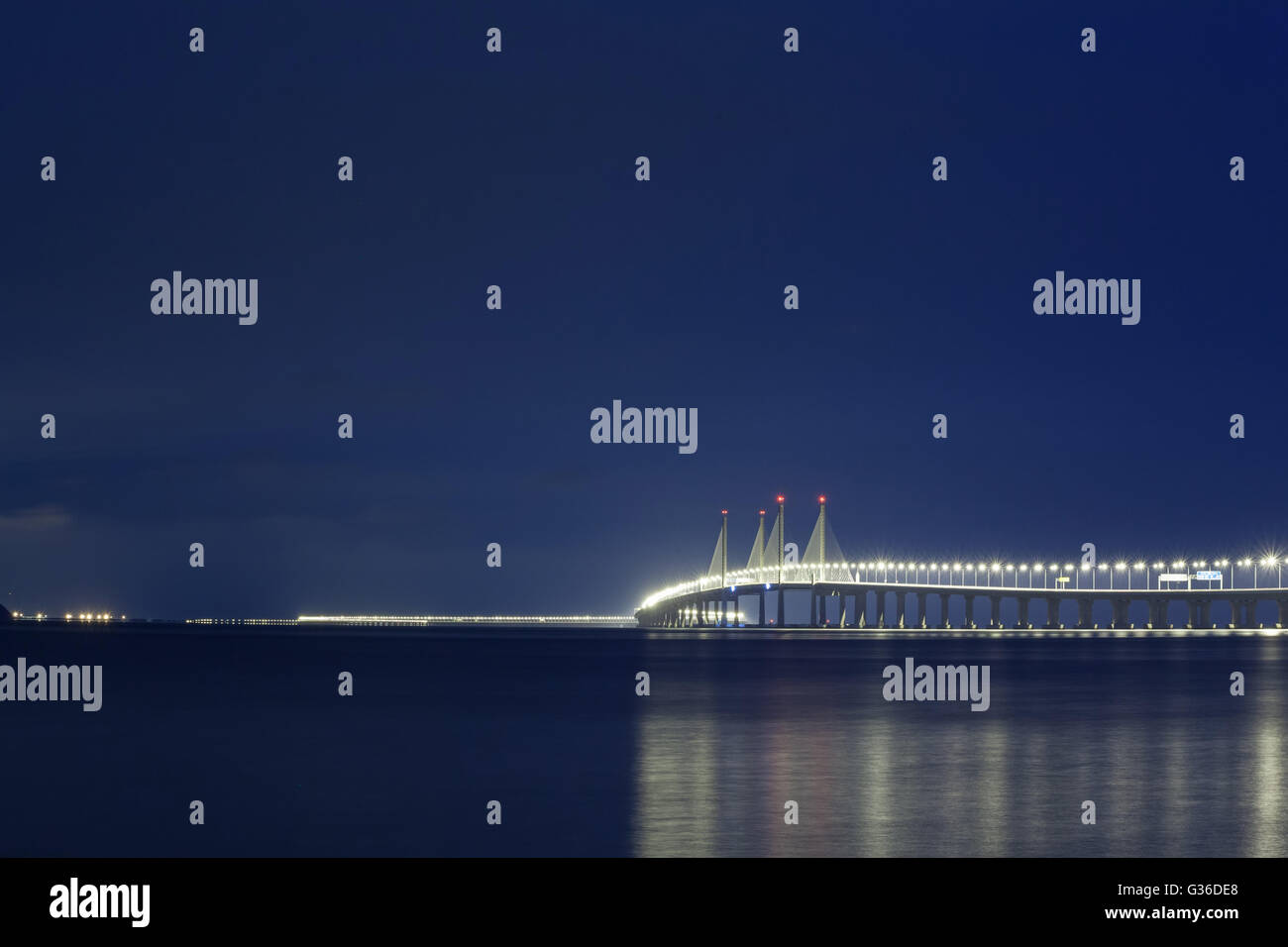 Penang bridge hi-res stock photography and images - Alamy