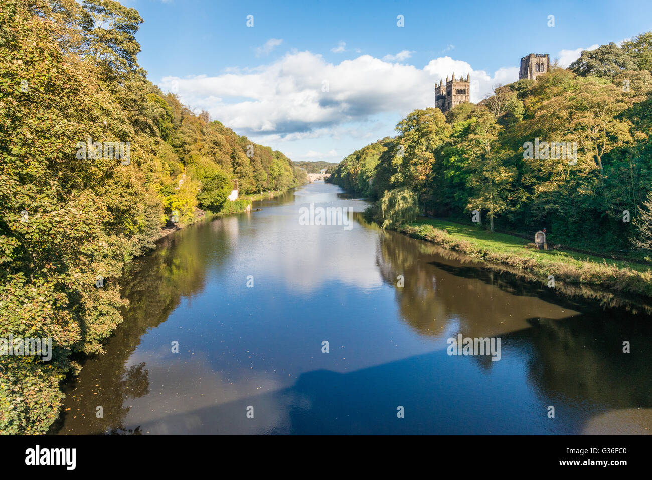 The river Wear in Durham City, England Stock Photo - Alamy