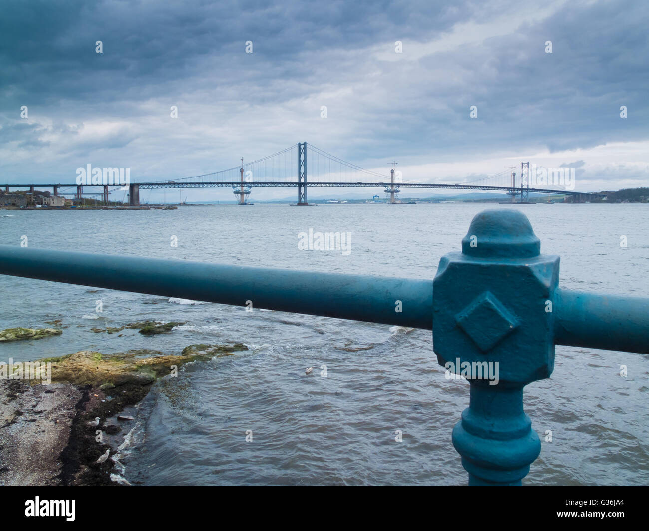 Forth rail bridge construction hi-res stock photography and images - Alamy