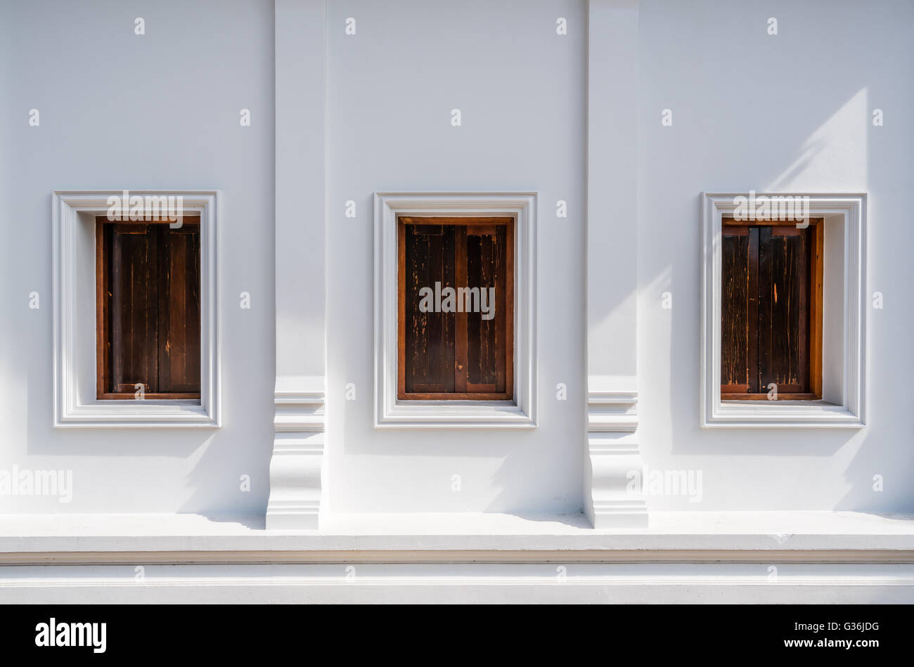 Windows Building Buddhism Temple High Resolution Stock Photography and ...