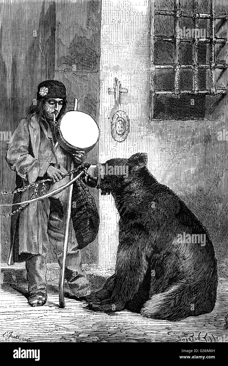 Performing bear Black and White Stock Photos & Images - Alamy