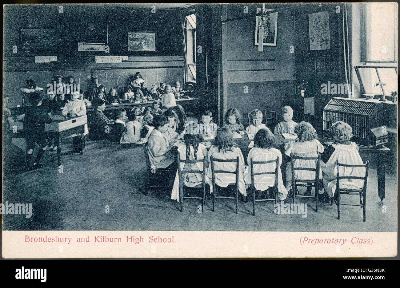 Edwardian school classroom hi-res stock photography and images - Alamy