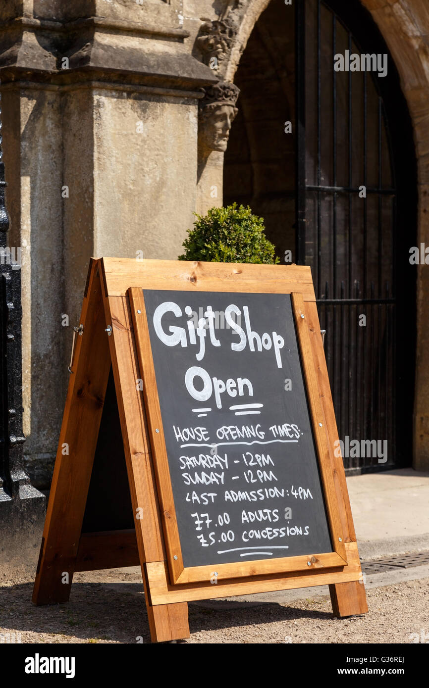 Shop board hi-res stock photography and images - Alamy