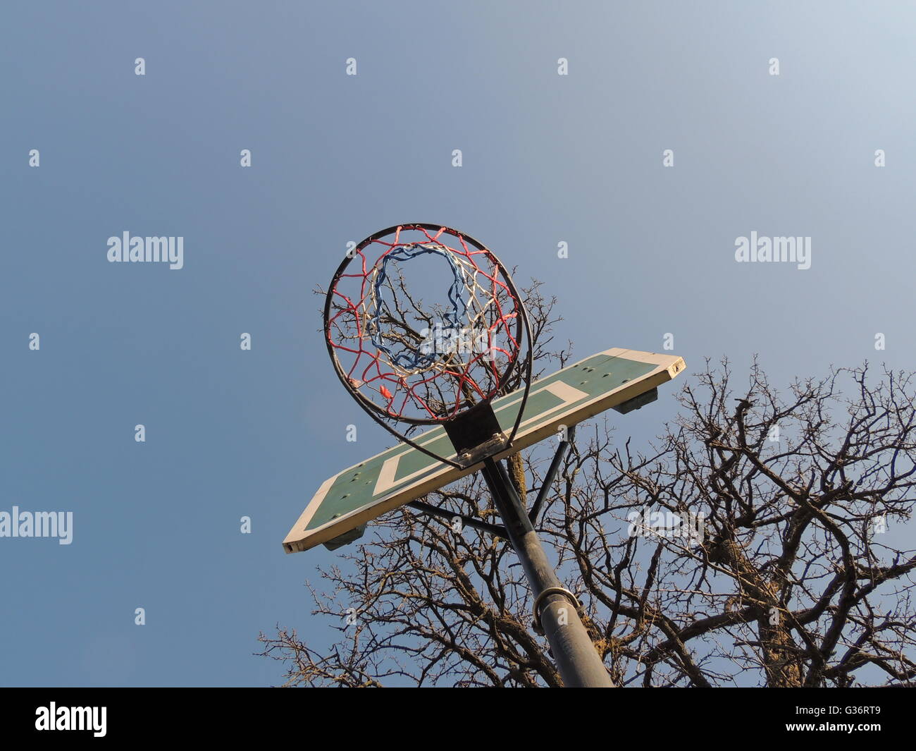 Basketball hoop high angle hi-res stock photography and images - Alamy