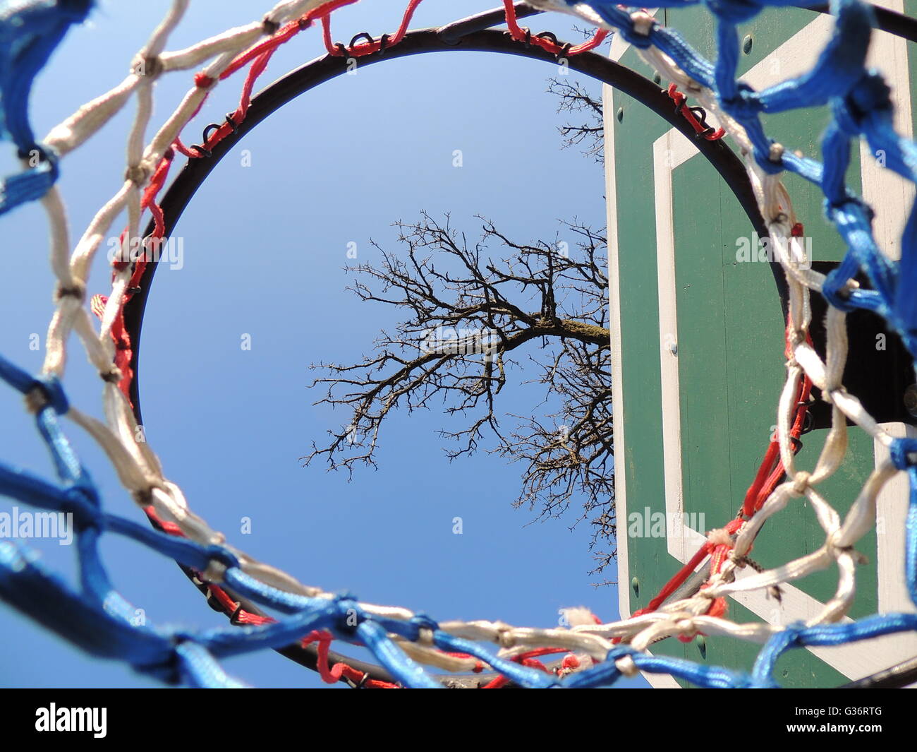 Basketball backboard view hi-res stock photography and images - Alamy