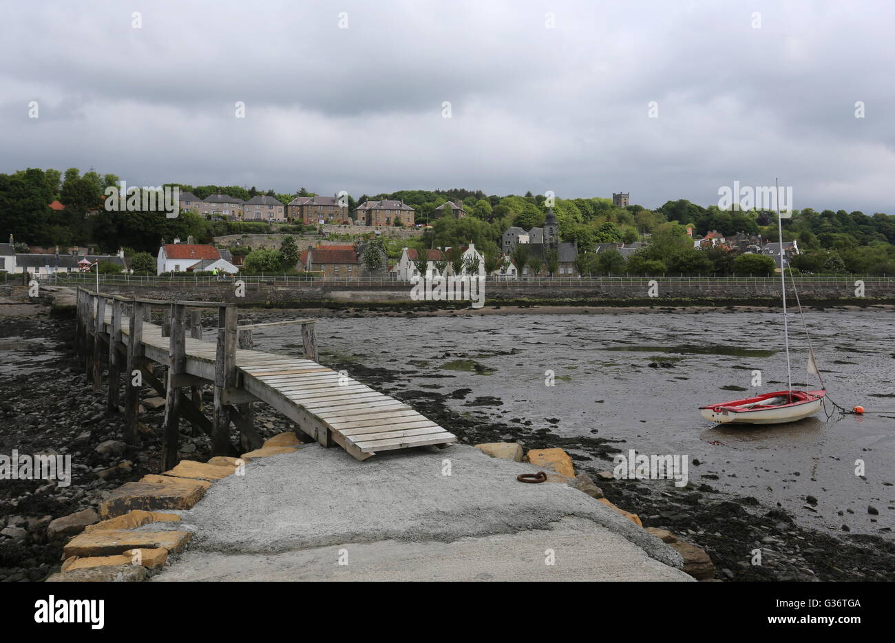 Culross pier hi-res stock photography and images - Alamy